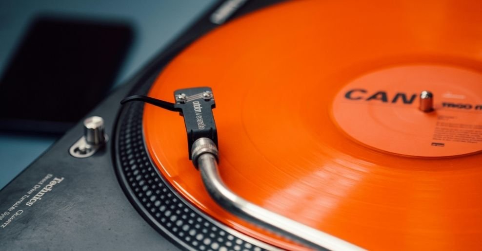 Descubre las Partes de un Tocadiscos: Una Guía Completa – Vinilo Retro